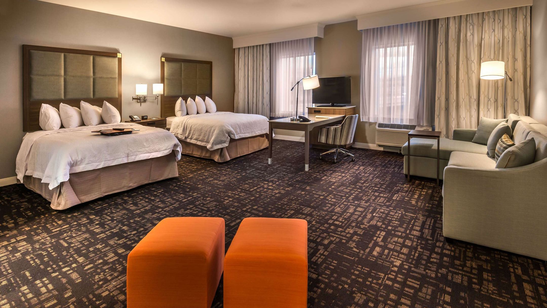 Hampton Inn & Suites Reno West, NV din 125 €. Reno Hoteluri - KAYAK